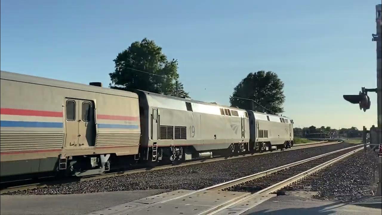 Amtrak 14 and 19 leads Amtrak Southwest Chief #4 with nice quill action - YouTube
