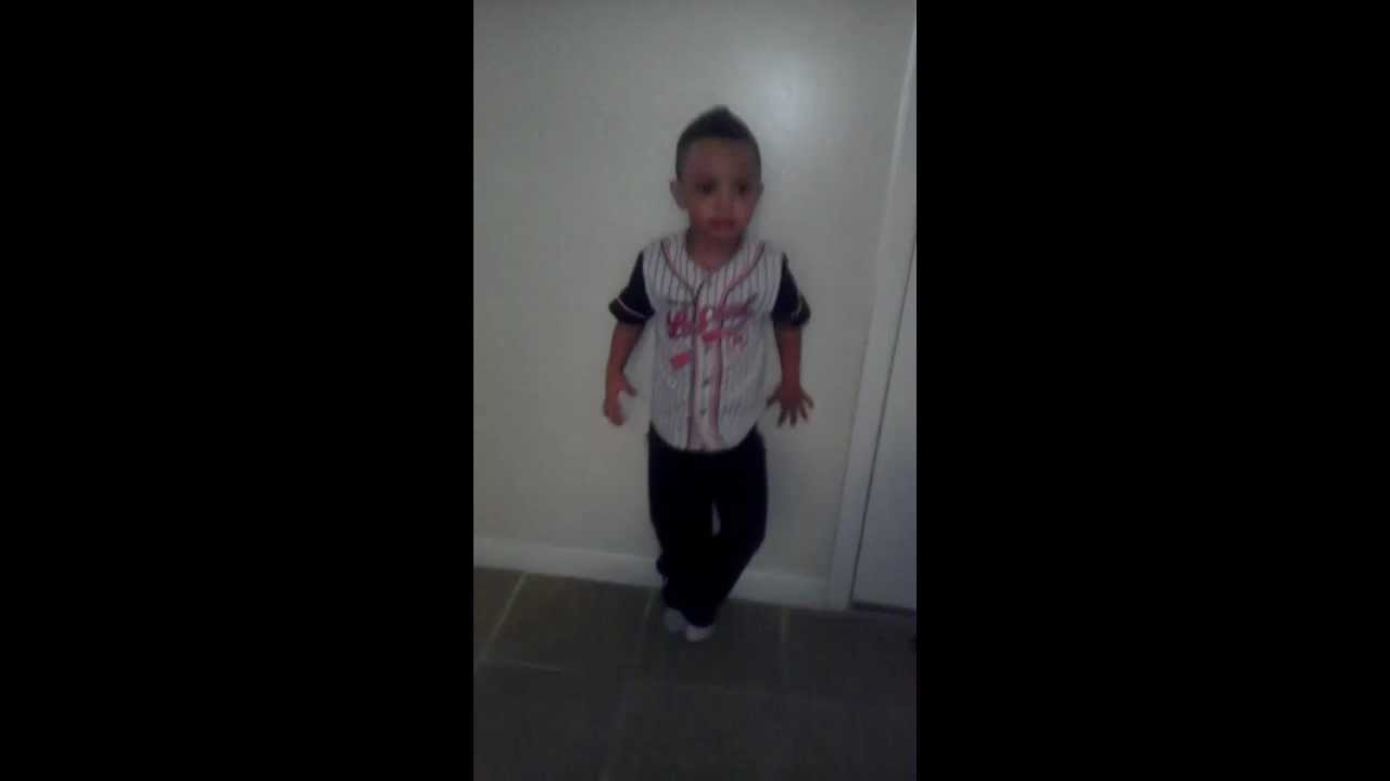 funny kid Thizz dancing - YouTube