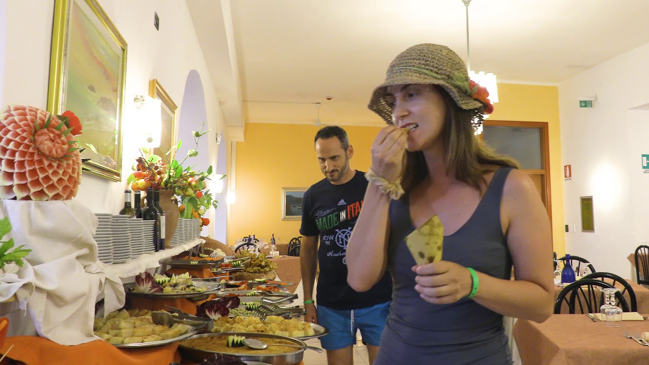 Gruppo Saccia - Vacanze sul Gargano - YouTube