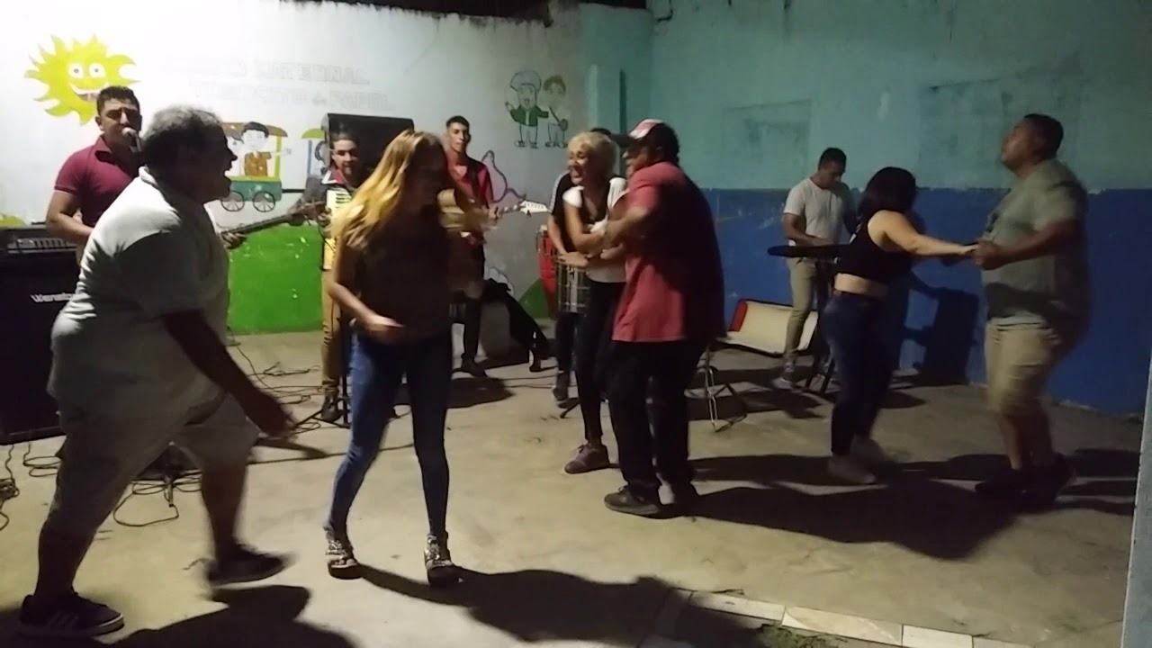 Hechizo guarachero en vivo guarachas del recuerdo - YouTube