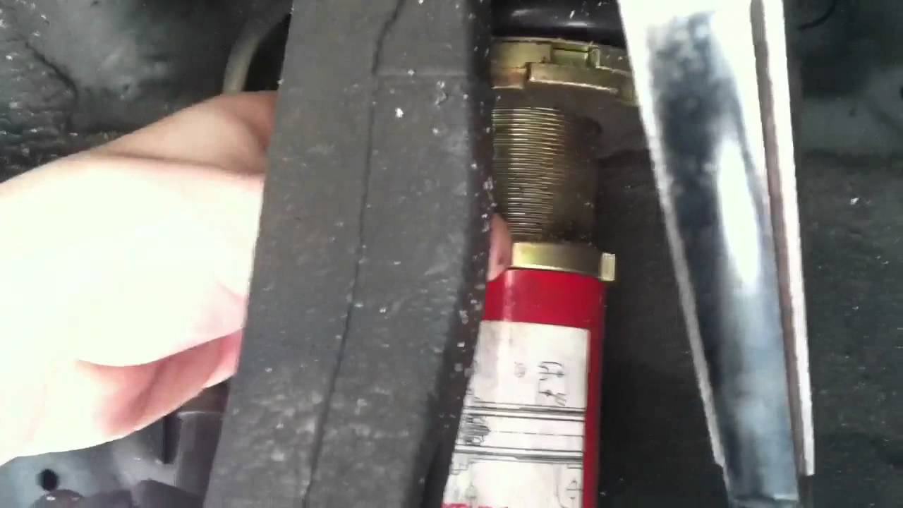 DIY: How to Adjust Front Coilovers for a 92-00 Honda Civic in 30 mins ...