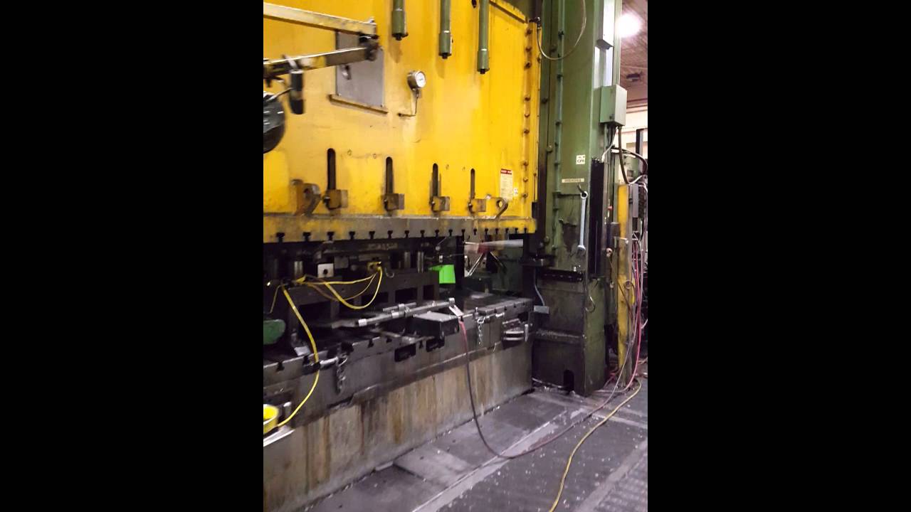 800 Ton Capacity Verson Straight Side Press For Sale - YouTube