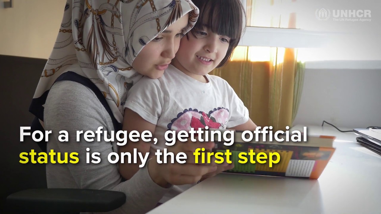 Pioneering Polish NGO helps refugees rent in difficult market - YouTube