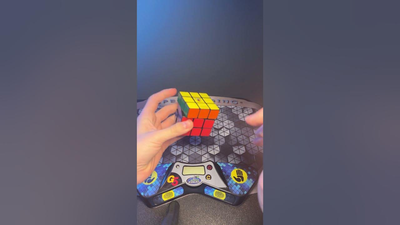 Rubix cube TRANSITION - YouTube