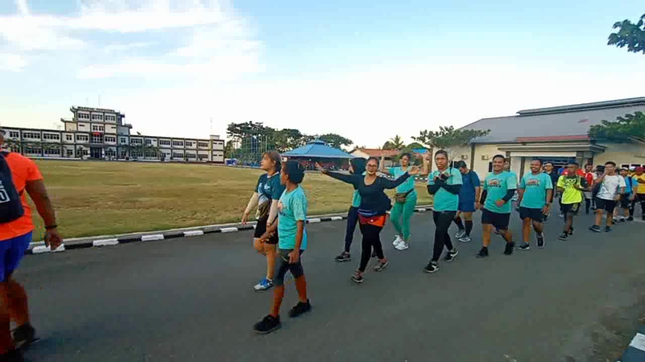 Trail Runing sorong Runners - YouTube