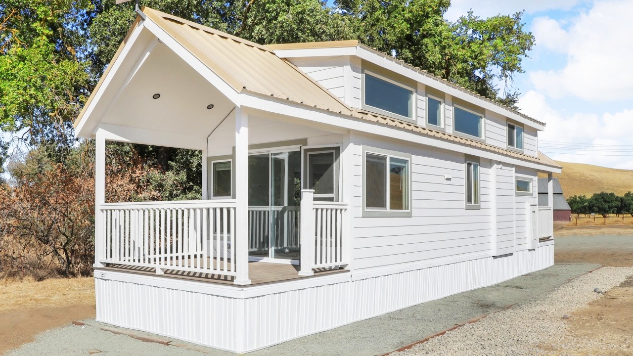 Is This The MOST LUXURIOUS Alpine Loft Park Model? - YouTube