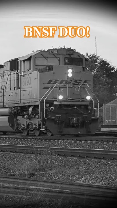 BNSF 8790 HITS THE CURVE! #shorts #reels - YouTube
