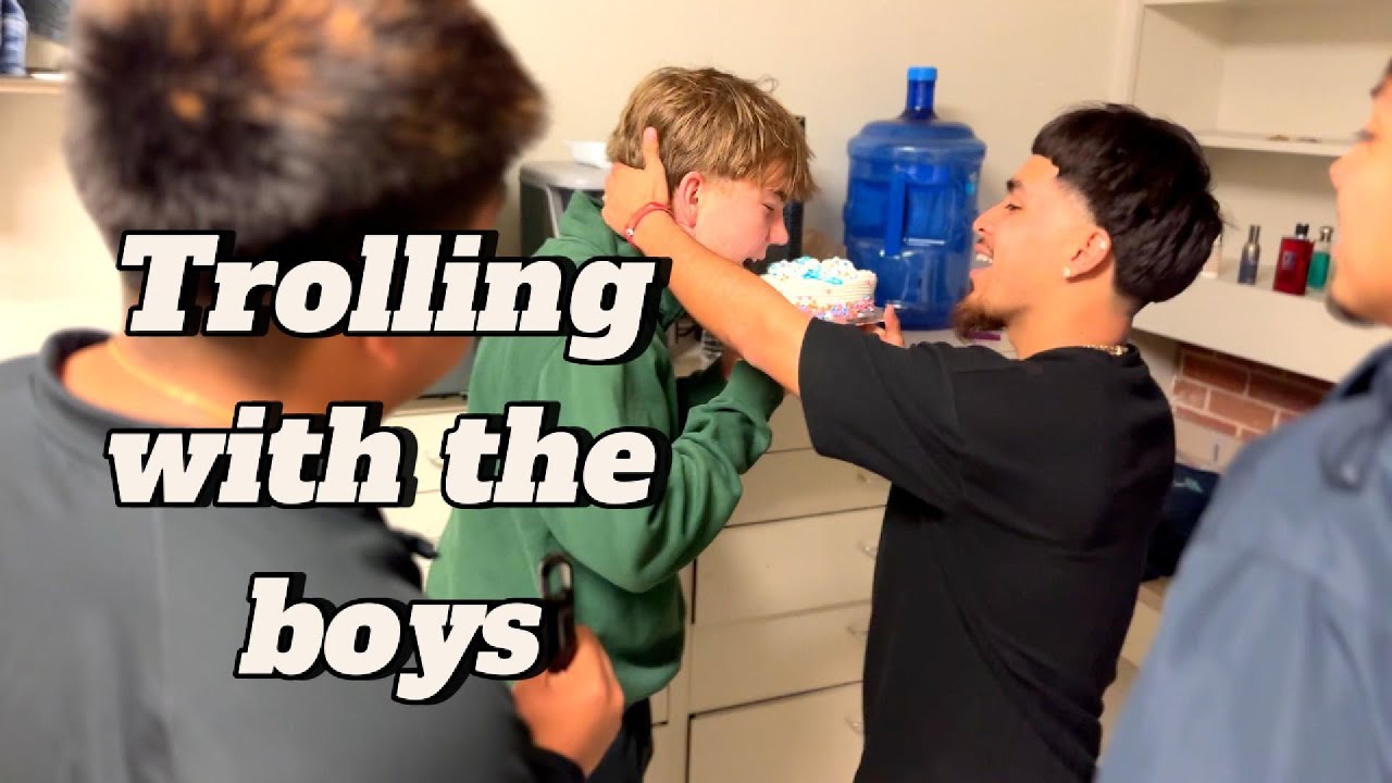 Trolling with the boys - YouTube