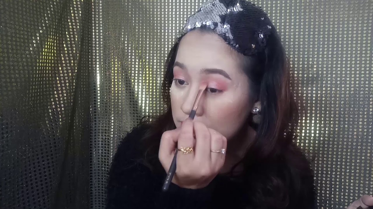 sweet makeup simple daily eyeshadow - YouTube