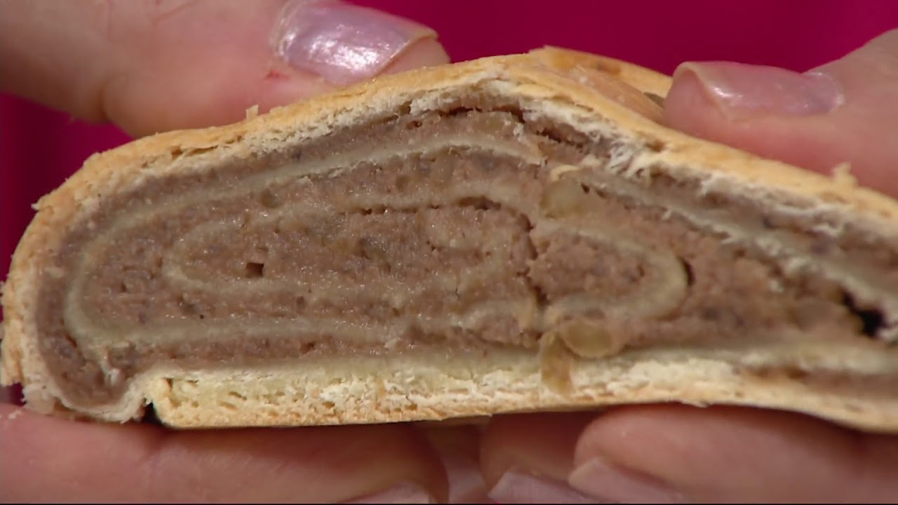 Butter Maid Bakery (4) 12-oz Specialty Kolachi Variety on QVC - YouTube