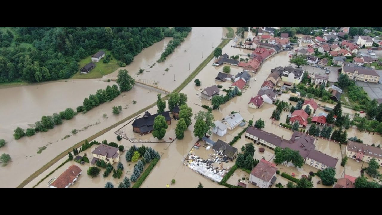Natural Disaster in Poland: Unprecedented Flooding Leaves Cities ...
