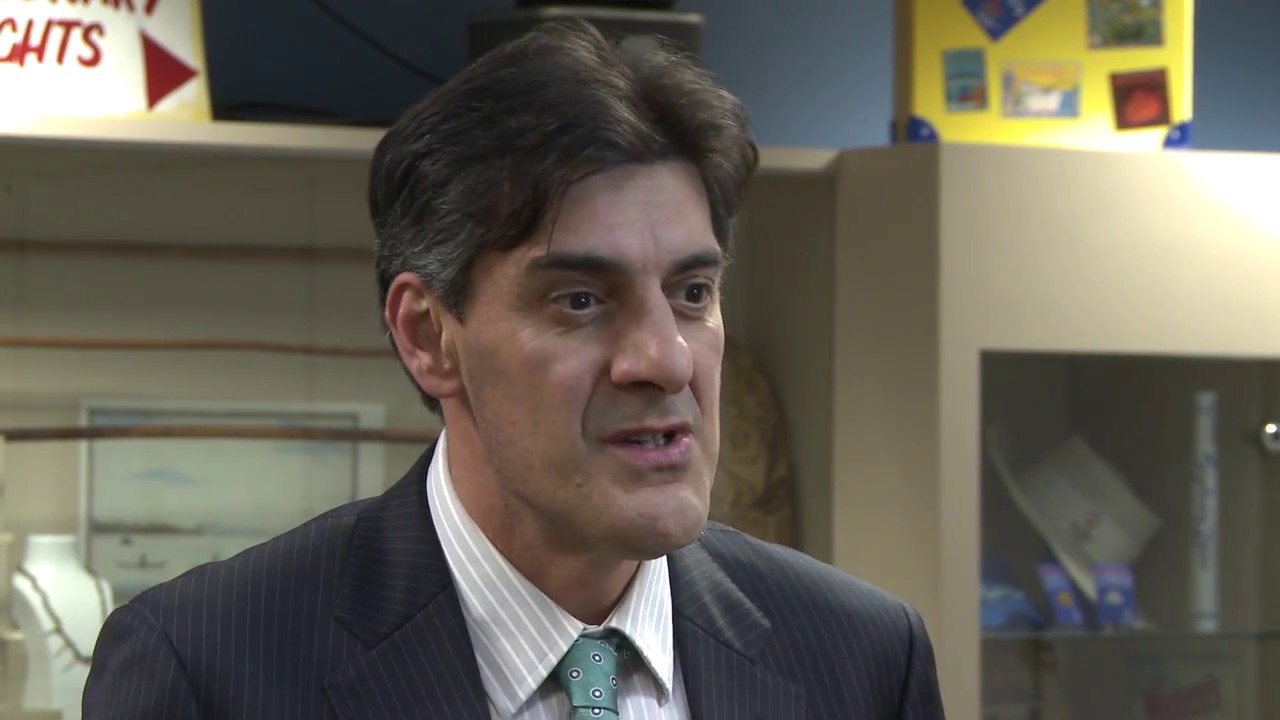 George Megalogenis on postwar immigration - YouTube