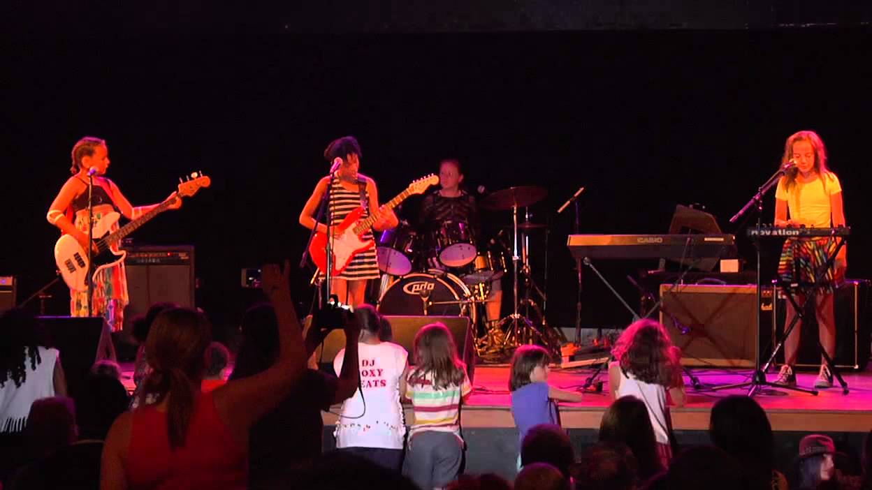 Girls Rock! Chicago, Session 1 2014: Eskmos - "That Girl" - YouTube