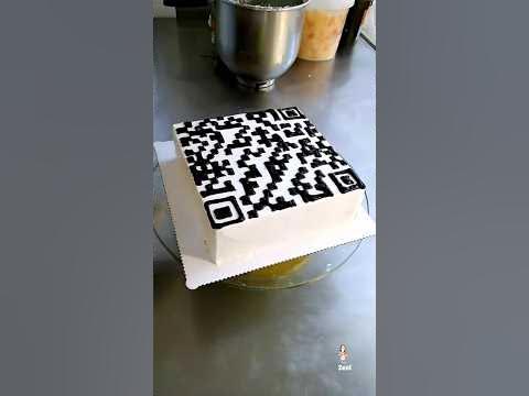 QR code cake decoration #caklover #cake #cakedecorating #cakedesign ...