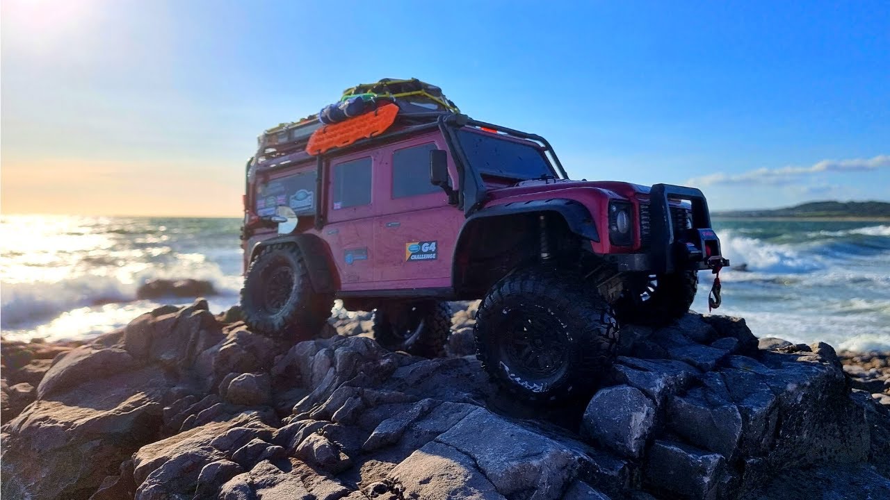 1/10 Scale Land Rover Defender 110 Beach Off-road Driving 4x4 RC Car ...