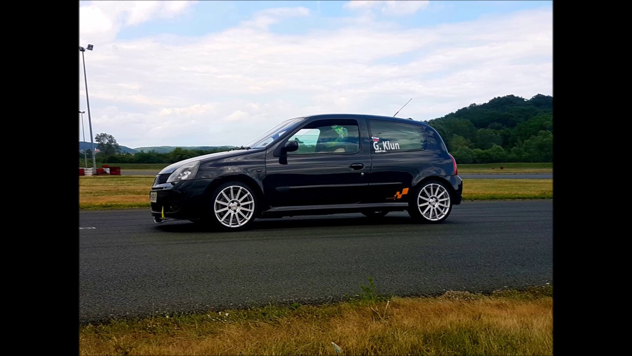 Clio 2 RS-Track day Novi Marof 2017 - YouTube
