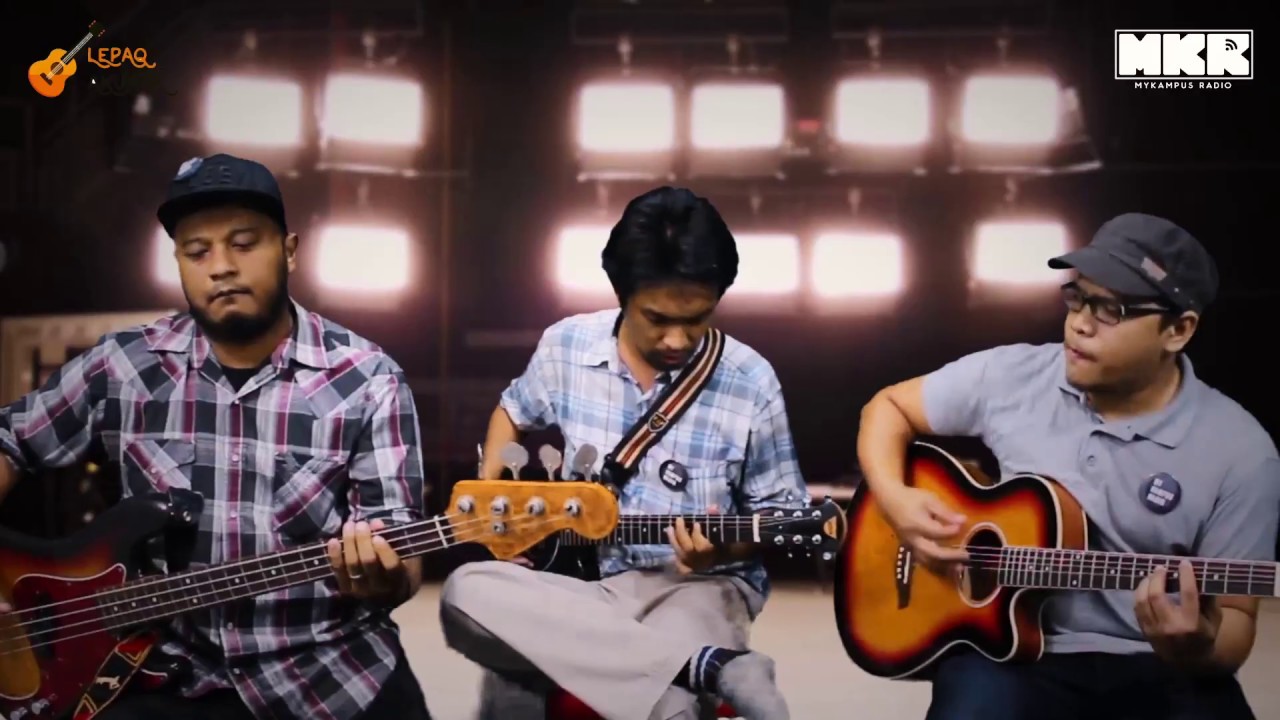 Shizuka Ben Aman - Redline 95 (LepaqAkustik@MyKampus Radio) - YouTube