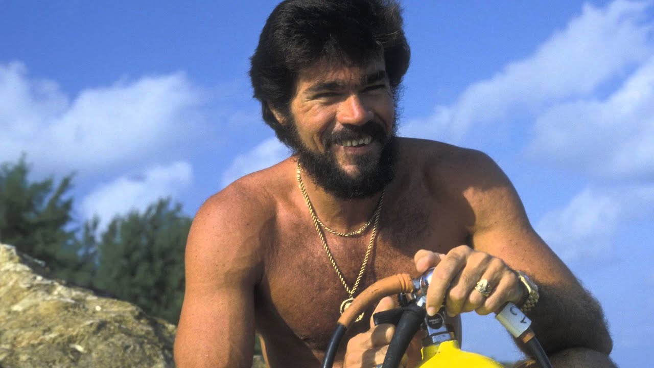 Peter Hughes: 2015 ISDHF Inductee - YouTube