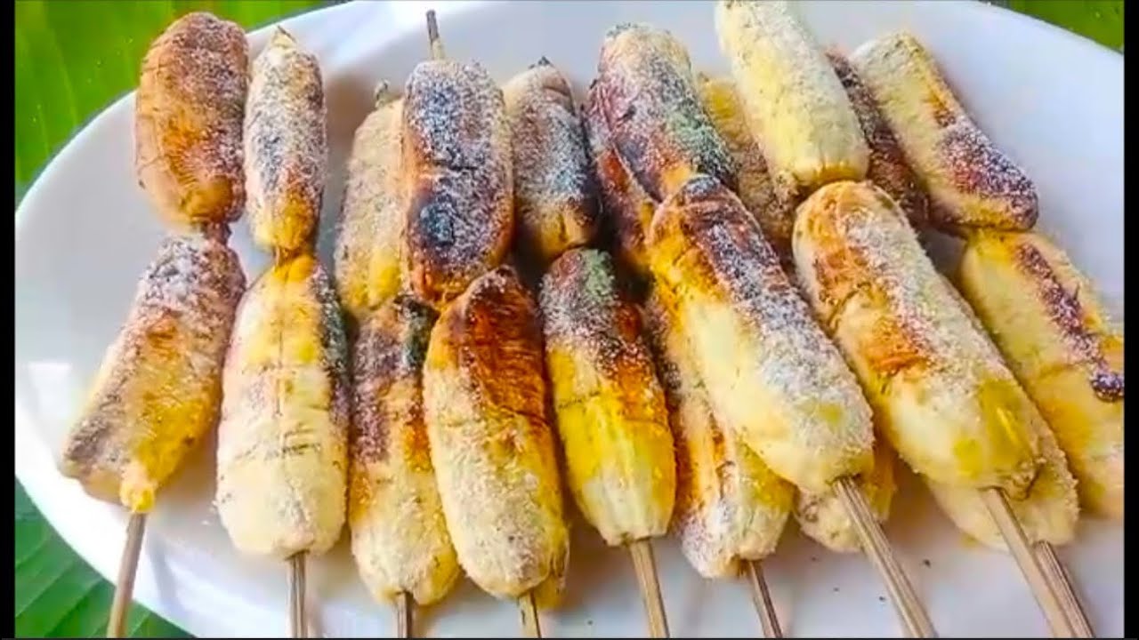 How to make Ginanggang (grilled Banana) - YouTube