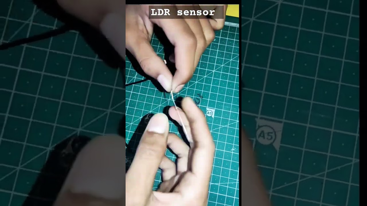 Science project , ldr sensor project , ldr sensor with Arduino , esp32 ... Science project , ldr sensor project , ldr sensor with Arduino , esp32 ...