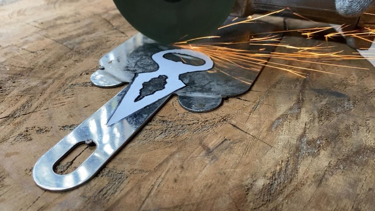 How I created a versatile and useful tool from old objects that anyone ...