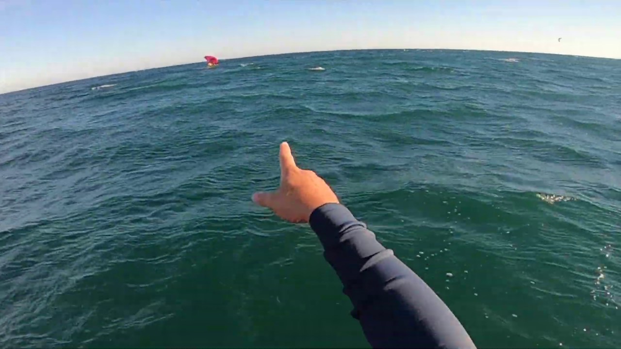 OBJET FLOTTANT NON IDENTIFIÉ à PALAVAS _ Swing 2019 F-one _ LAB TV ⭐ ...