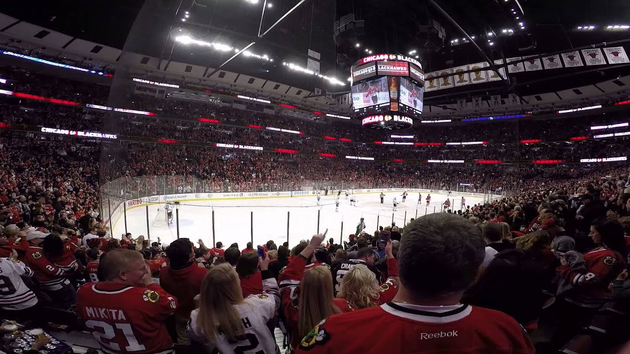 Chicago Blackhawks (United Center) Blackhawks score a goal. (GoPro 4 ...