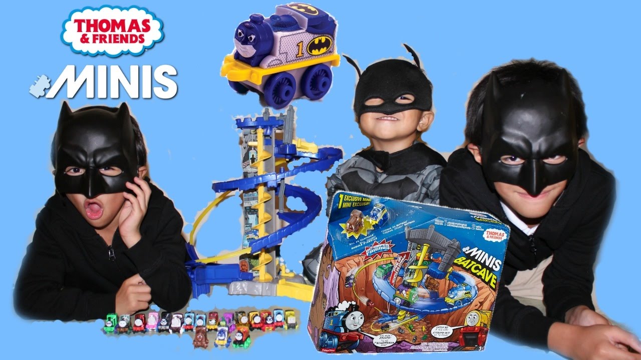 MINIS BATCAVE THOMAS AND FRIENDS! Minis Batman Clayface Robin With Kids ...