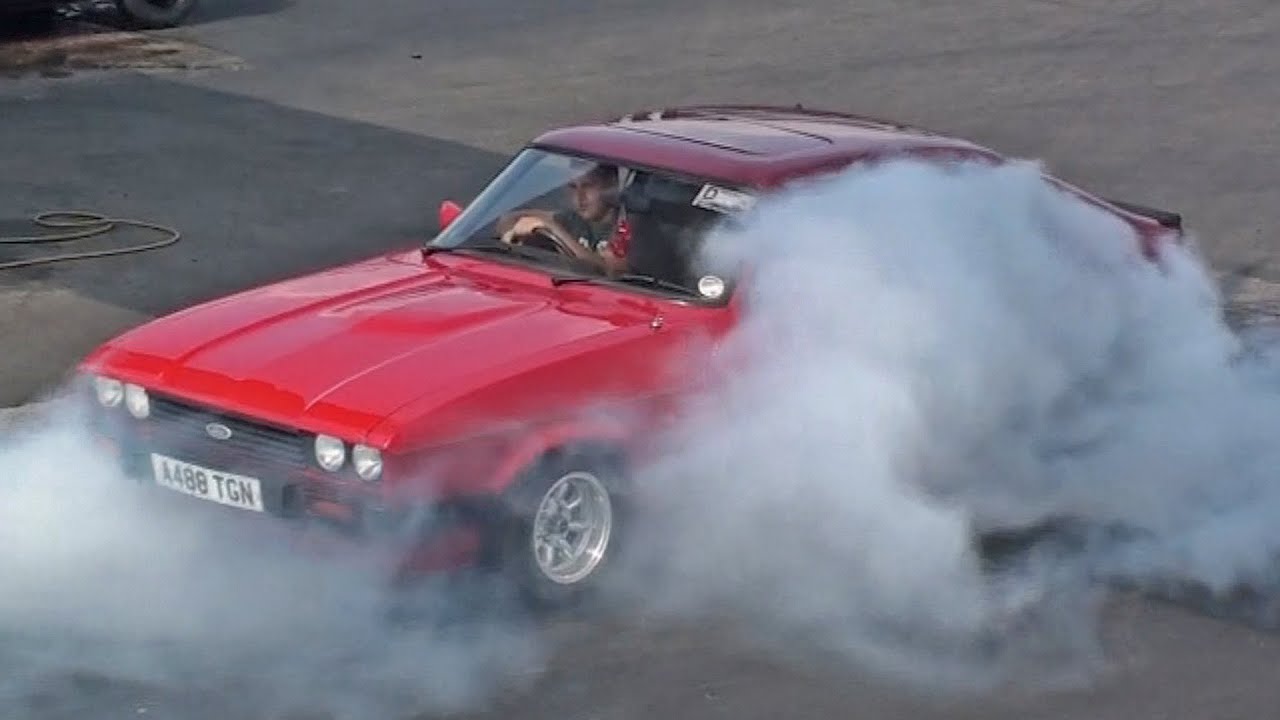 Cosworth Turbo Ford Capri Mk3 at Santa Pod Raceway - YouTube