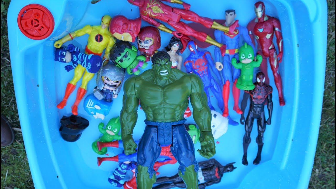 Learn Hero Dolls Characters for Children - Super Heros Jumping on the ...