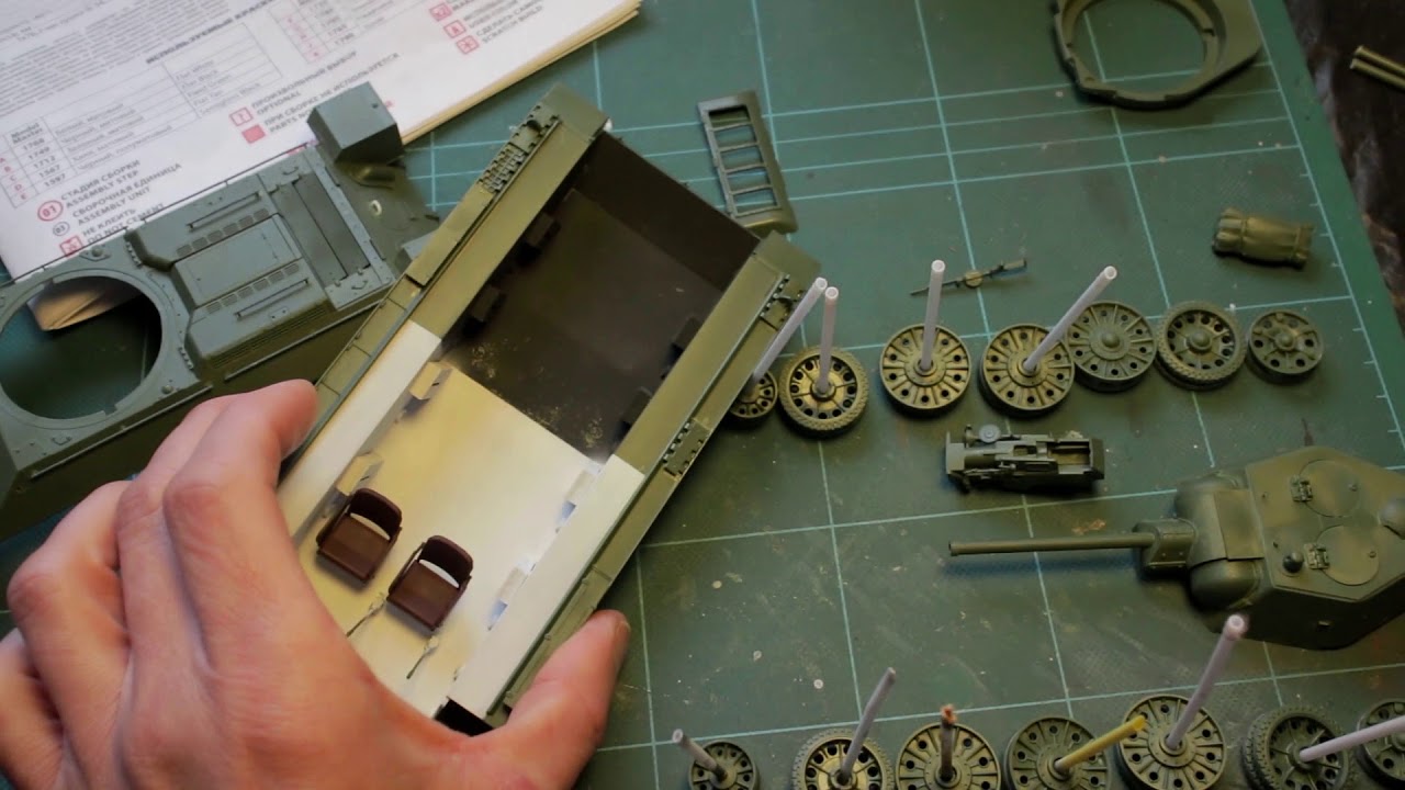 ICM T-34 / 76 1:35 Soviet Medium Tank, Part 2 - YouTube