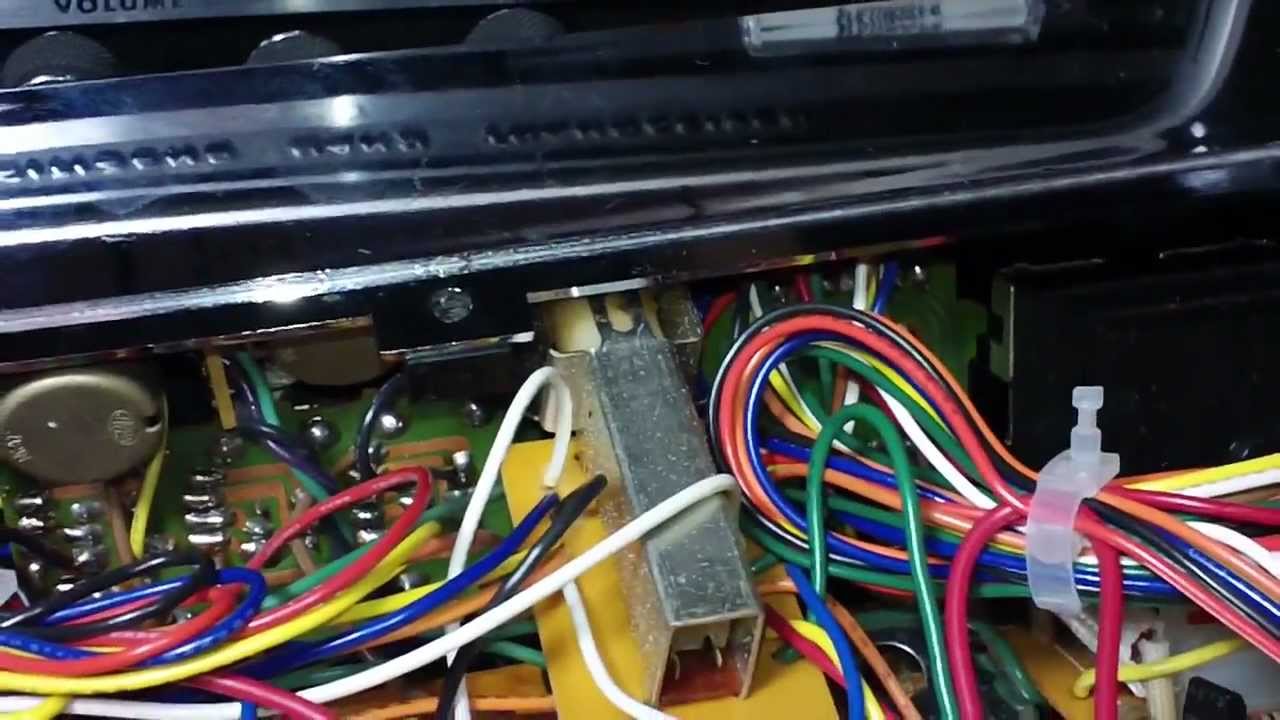 Who made the early Sears SSB CB radios? - YouTube