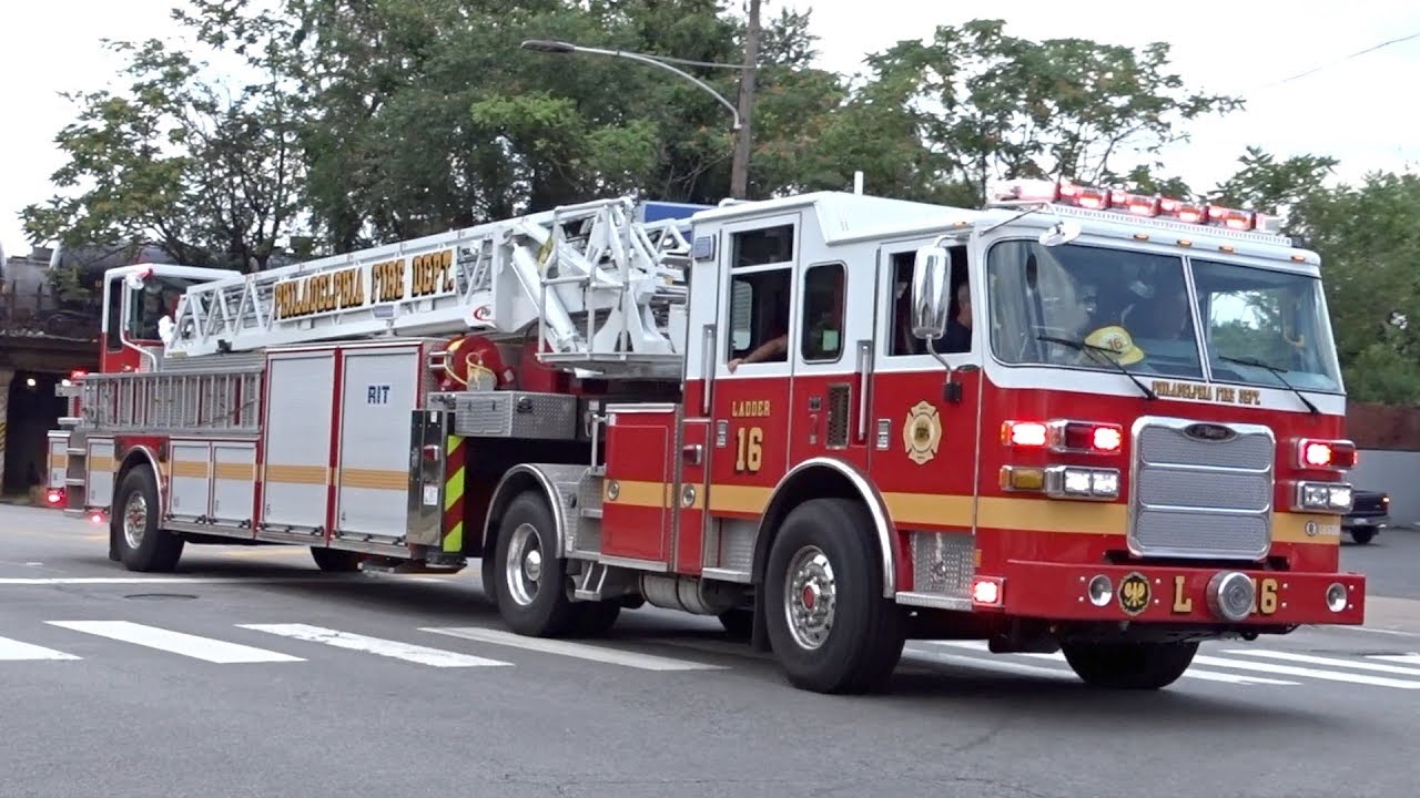 PFD Ladder 16 Responding - YouTube