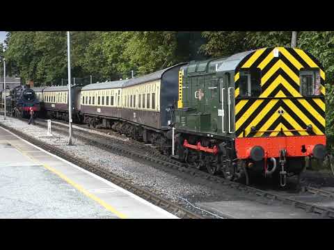 DSR Gronk shunting plus GWR 143. #dieseltrain #railways - YouTube