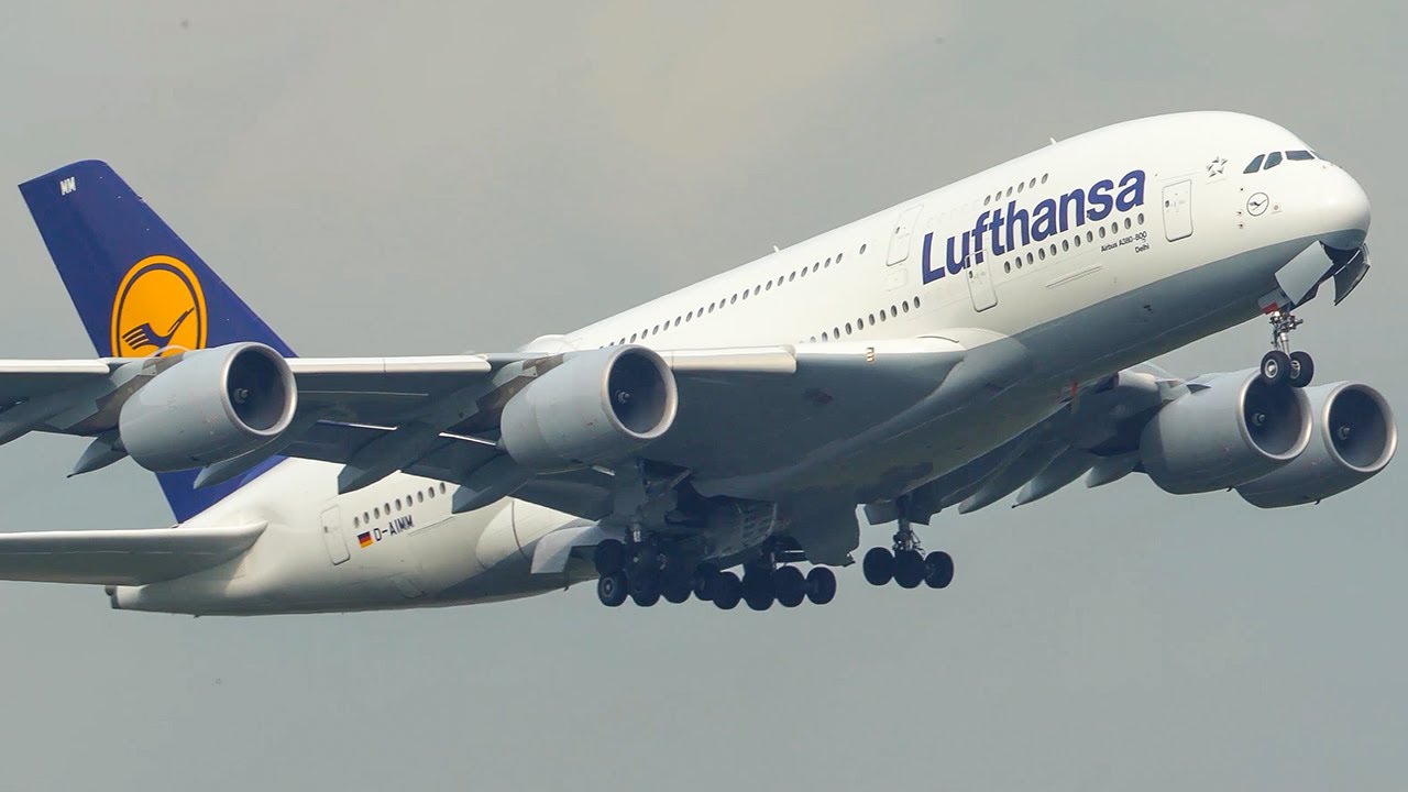 60 MINUTES PURE AVIATION - AIRBUS A380 ONLY - A380 Go Around, Landing ...