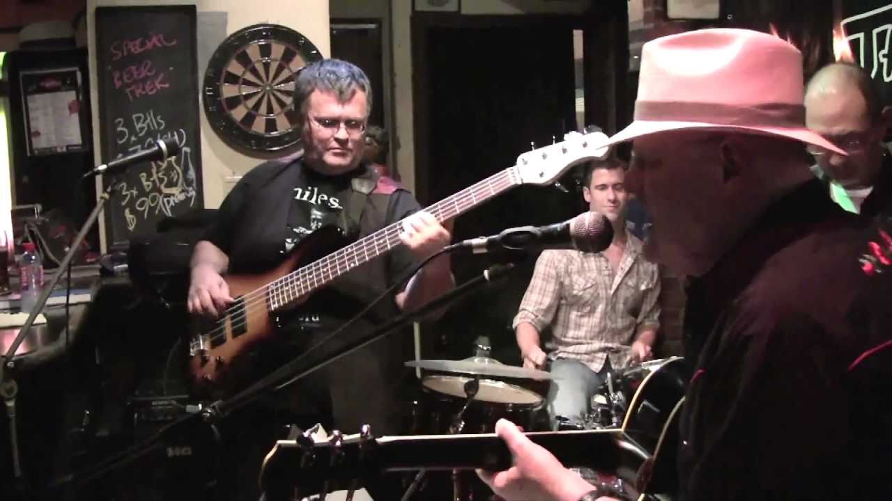 Brian McLeod and Friends at the Wanch - 4 T for Texas - YouTube