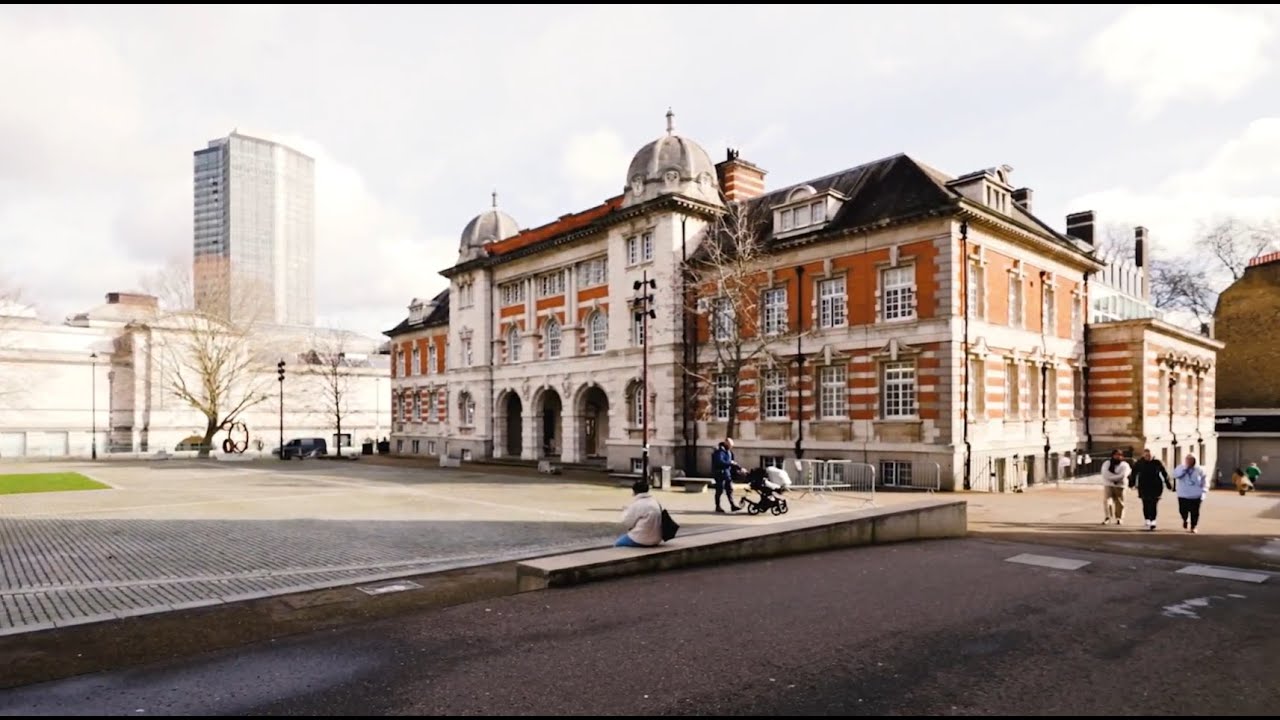 A tour in and around Chelsea College of Arts, UAL - YouTube