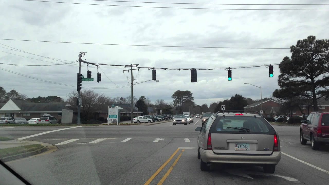 VA Beach Volunteer Rescue Squad Paramedic Unit 828 Responding Lights ...