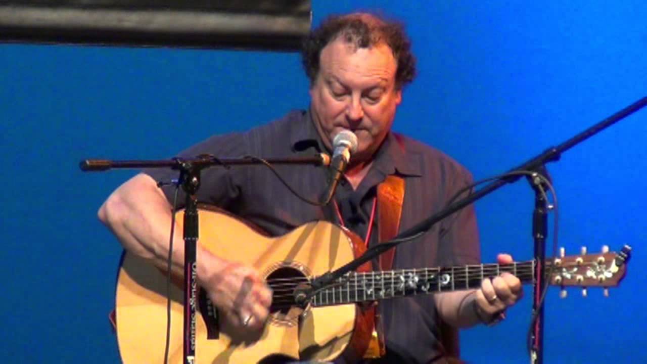 Steve Kaufman's Kamp presents Steve Kaufman performing Talking Guitar ...