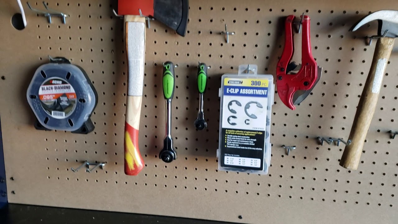 Review of Harbor freight (WORK BENCH) - YouTube