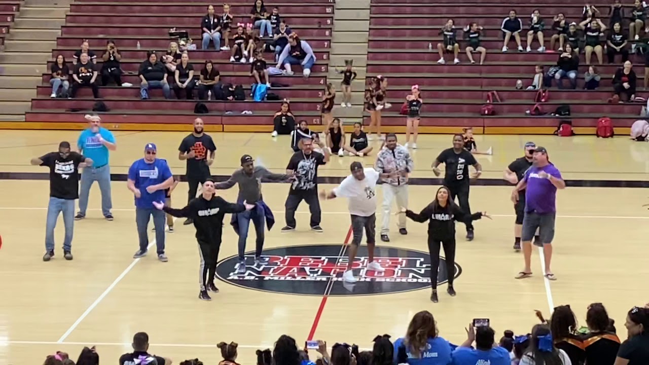 LA Cheer Extreme Dads showing Team Spirit! - YouTube