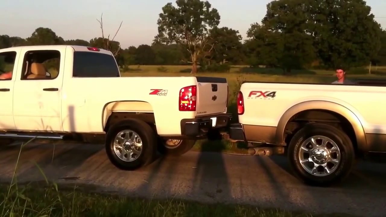 F250 vs chevy 2500... - YouTube