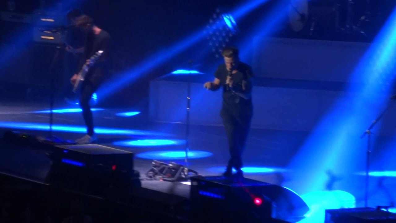 Counting Stars - OneRepublic - Native World Tour - Mexico City - YouTube