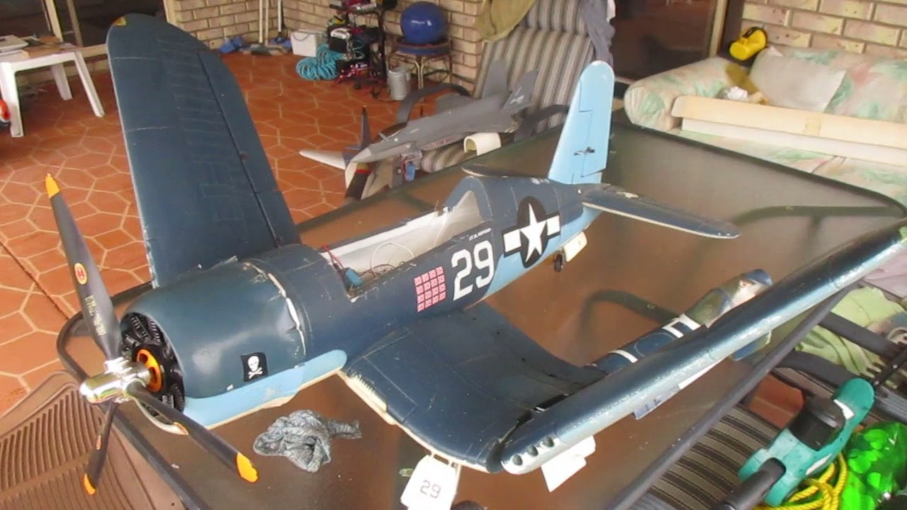 RC Corsair wing folding. - YouTube