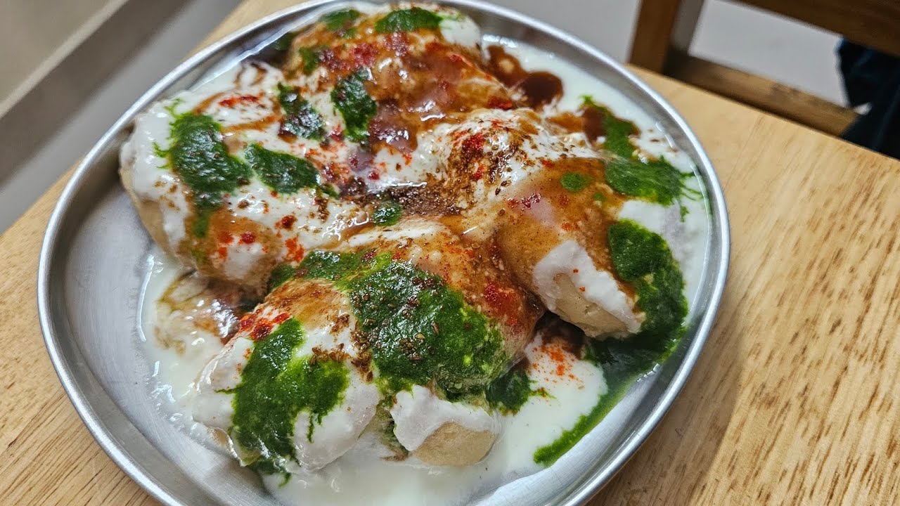 Dahi bada | Dahi bhalle with a new sweet and spicy🌶 taste - YouTube