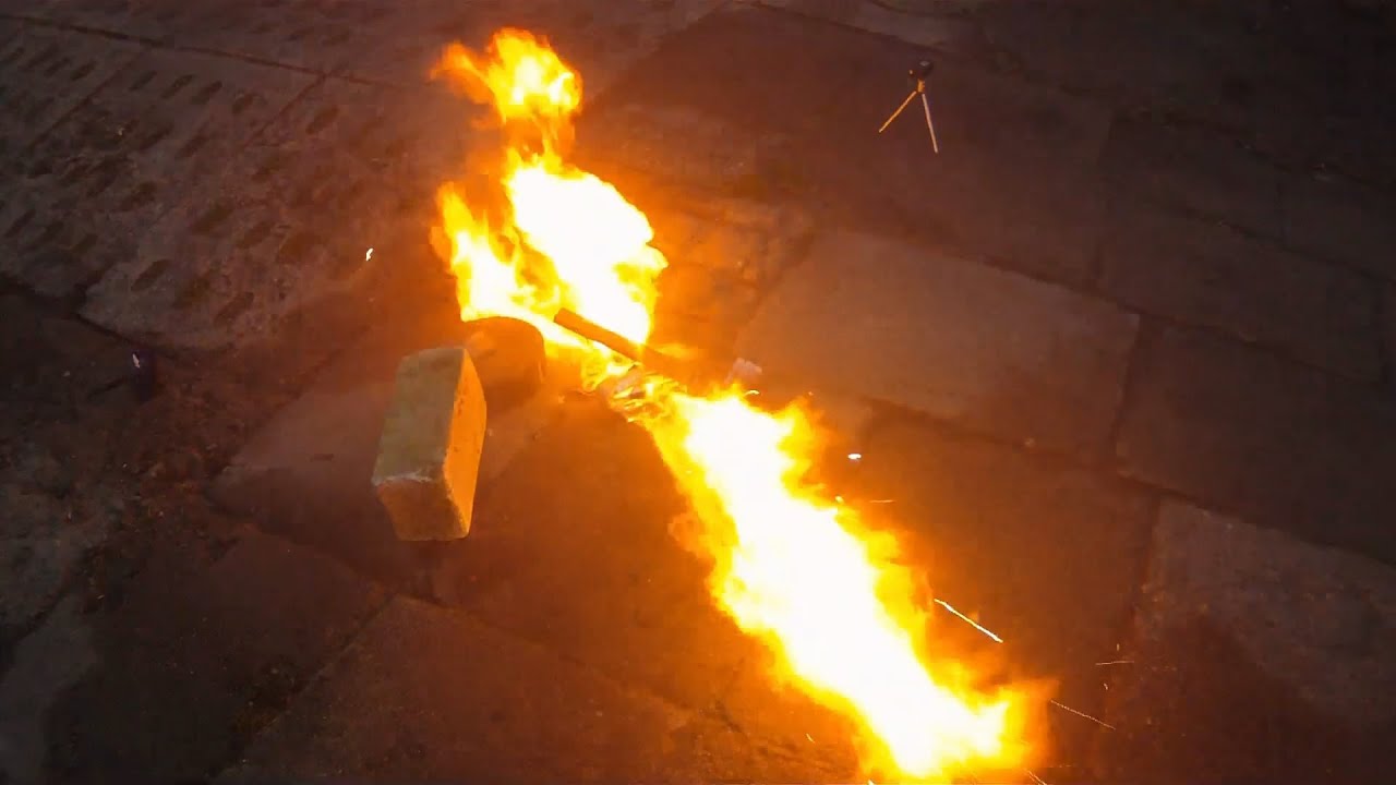 LiPo Explosion & Fire - Turnigy Nano-Tech 4s 5000mAh - YouTube