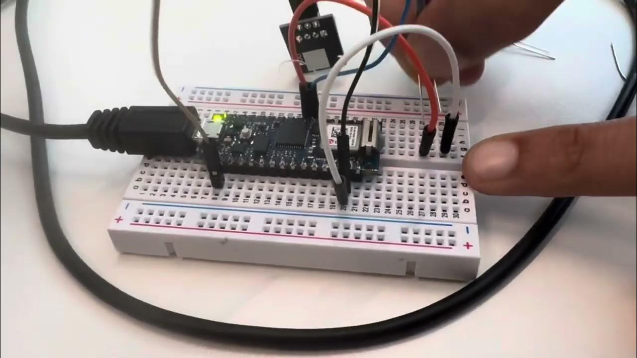 Arduino nano IOT 33 blinking with temperature sensor - YouTube