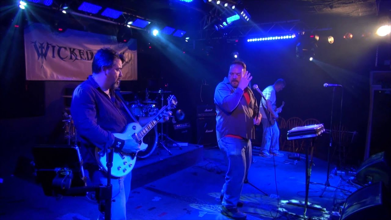 Wicked Elixir performing White Wedding by Billy Id - YouTube