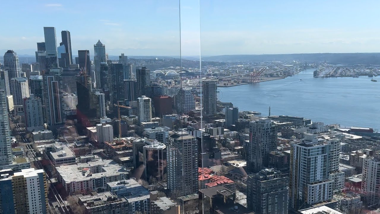 Top Of Seattle Space Needle (360 Degrees) - YouTube