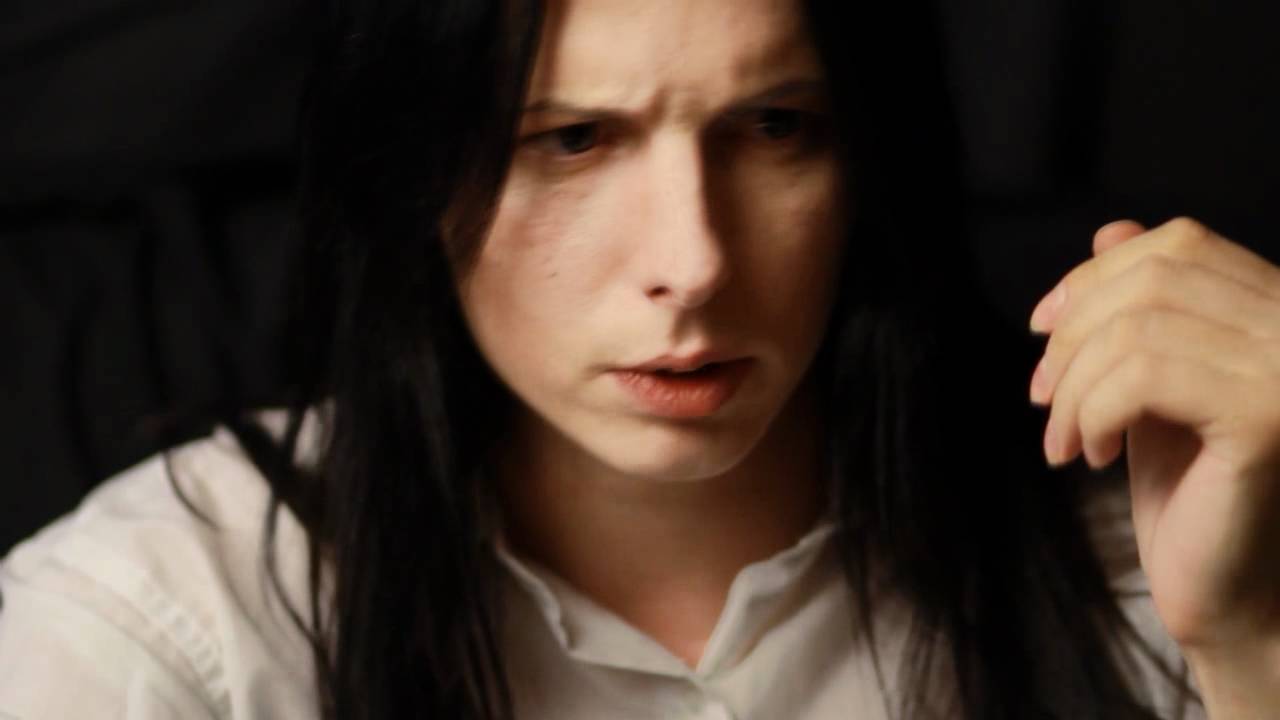 In manibus - YouTube